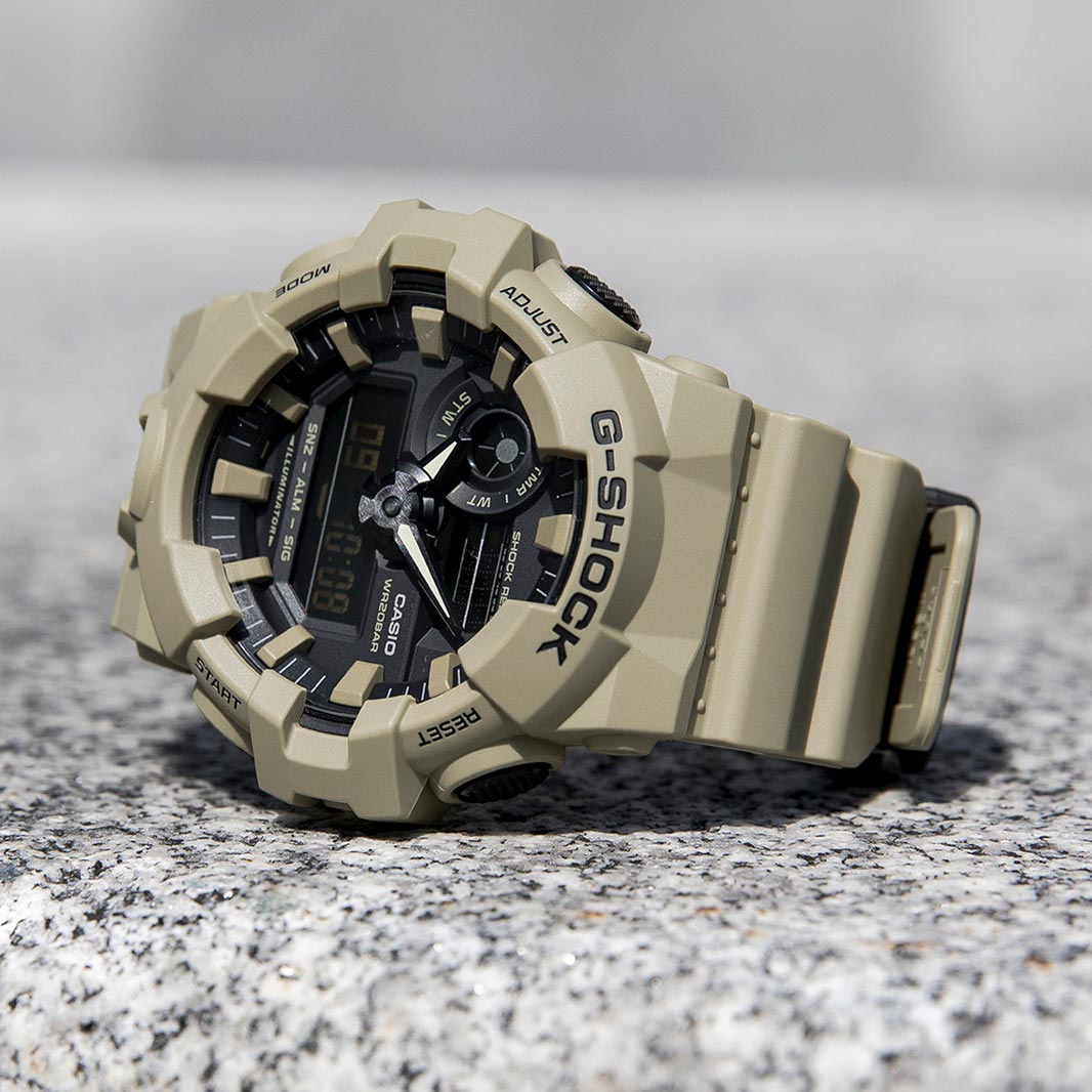 Reloj Casio G-Shock GA700UC-5A Militar Digital Analógico » Macho Accesorios